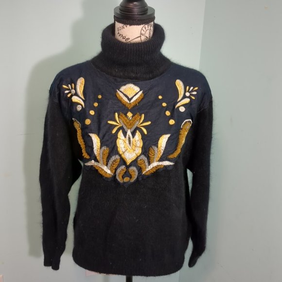 IB Diffusion | Sweaters | Vintage Ib Diffusion Black Gold Embroidered ...